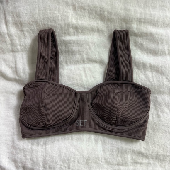 SET Active | Tops | Set Active Sports Bra In Color Way Pepper | Poshmark